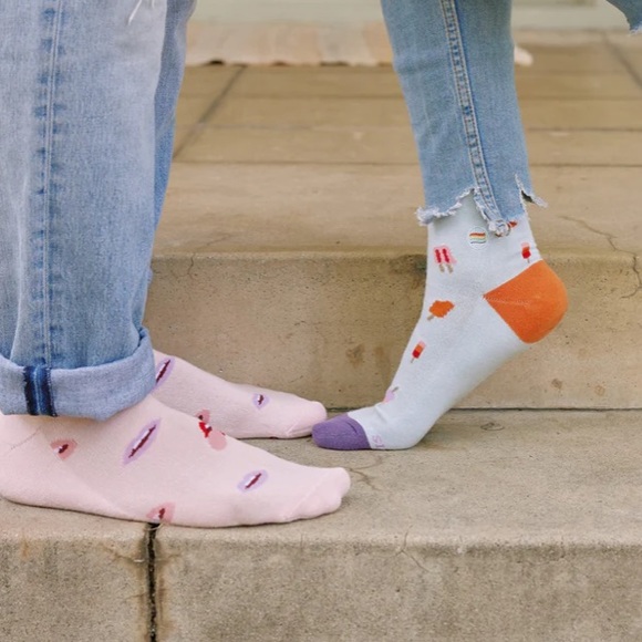 conscious step | Accessories | New Conscious Step Socks That Save Lgbtq ...